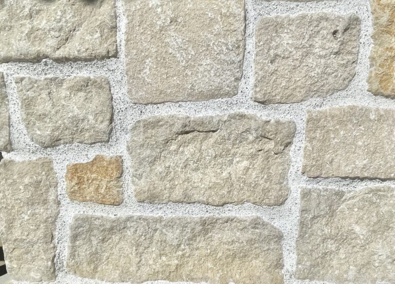 Mocha Antique Random Ashlar - Cougar Stone